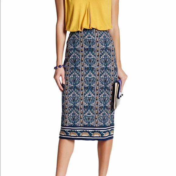 Max Studio | Skirts | Nwt Max Studio Printed Pointe Midi Skirt Medium ...